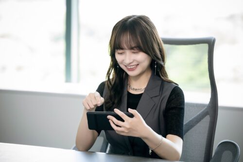 【インタビュー】影山優佳流の観戦術とは？「豊かな環境に感謝」【スマホでいつでもサッカーを】 | サッカーキング